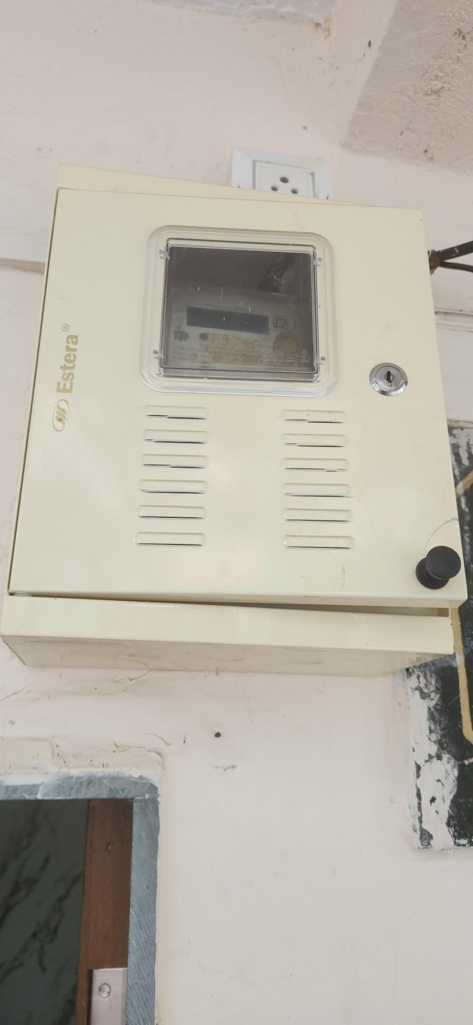 Estera 3 Phase Concealed Meter Box without FN-63 Switch but 3 fuses ...