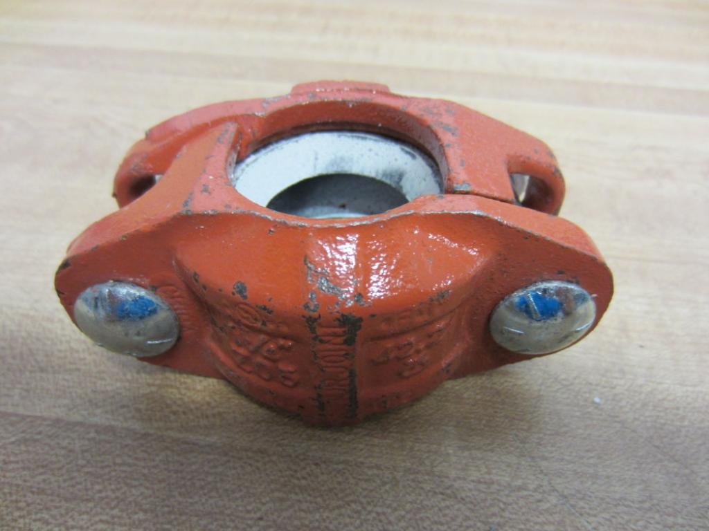 Shurjoint Z05 Gasket Clamp Fitting 1 1/4": Amazon.com: Industrial ...