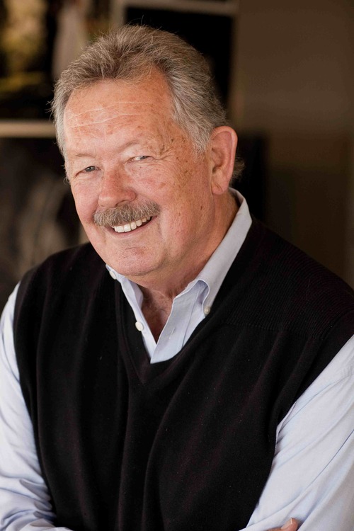 Amazon.com: Jay Elliot: books, biography, latest update