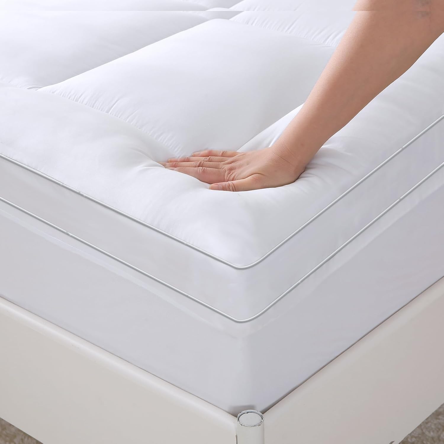 Amazon.com: YUGYVOB Queen Mattress Topper - Cooling and Breathable ...