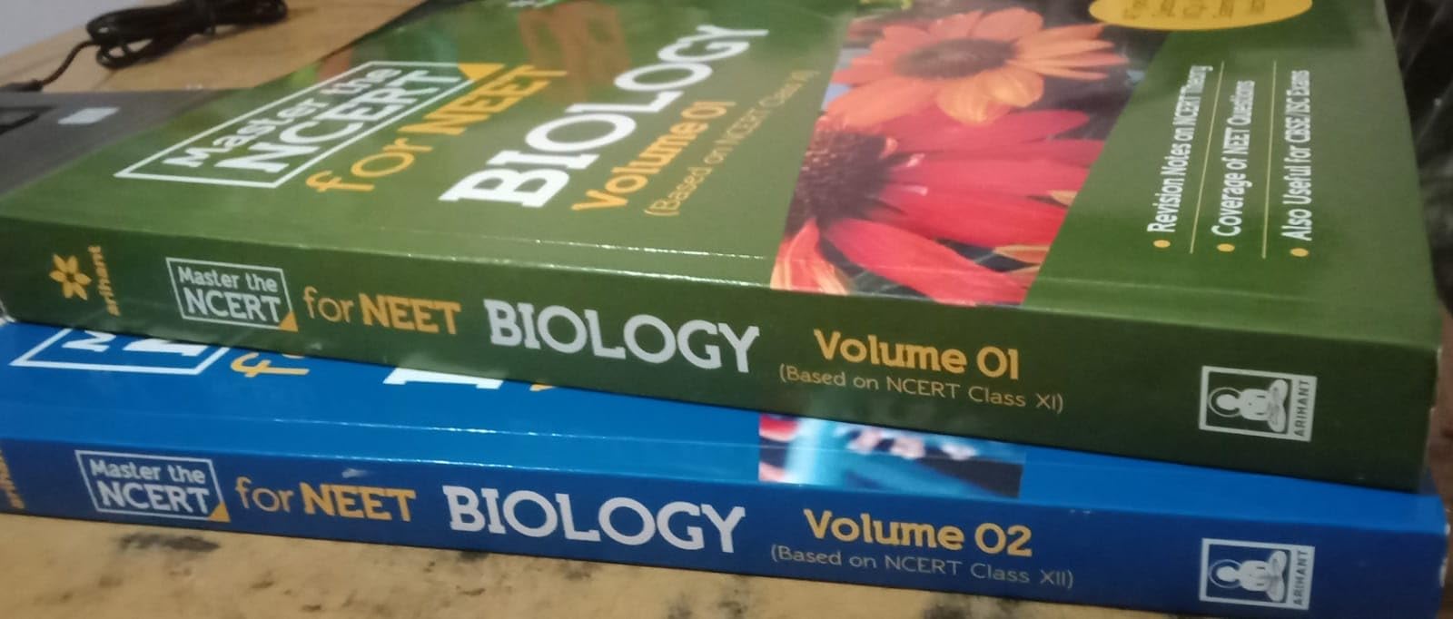 Buy (Old Edition) Arihant Master the NCERT for NEET Biology Vol 1 and 2 ...