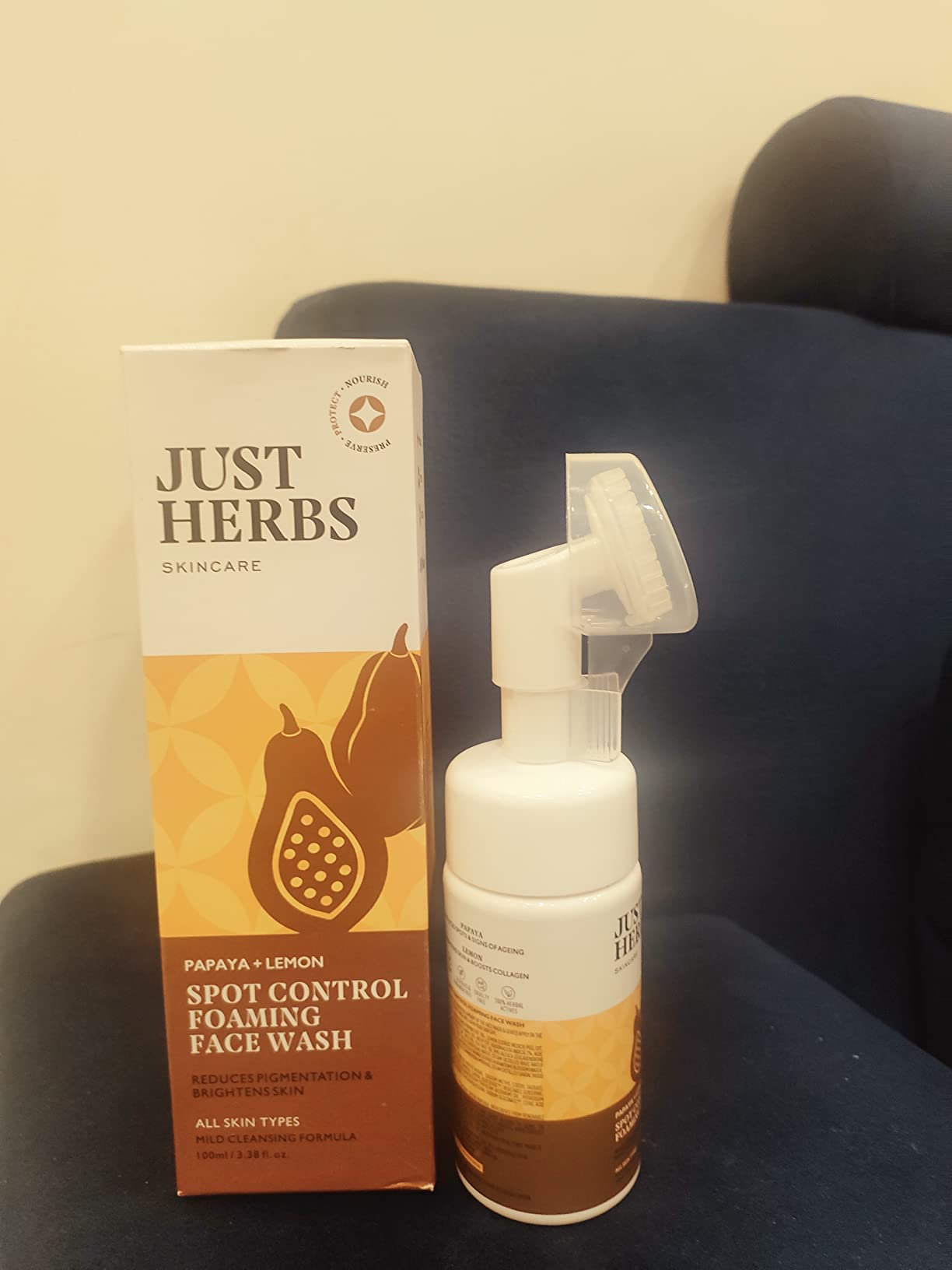 Just Herbs Brightening Foaming Face Wash With Vitamin C, Papaya and Lemon for Dark spot ...