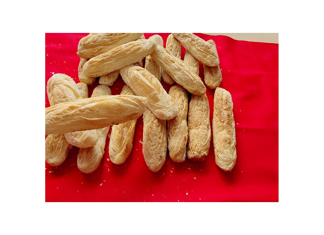 Ghotaram Indraprastha Old Bakers Classic Fan Puff Twisties//Mouth ...