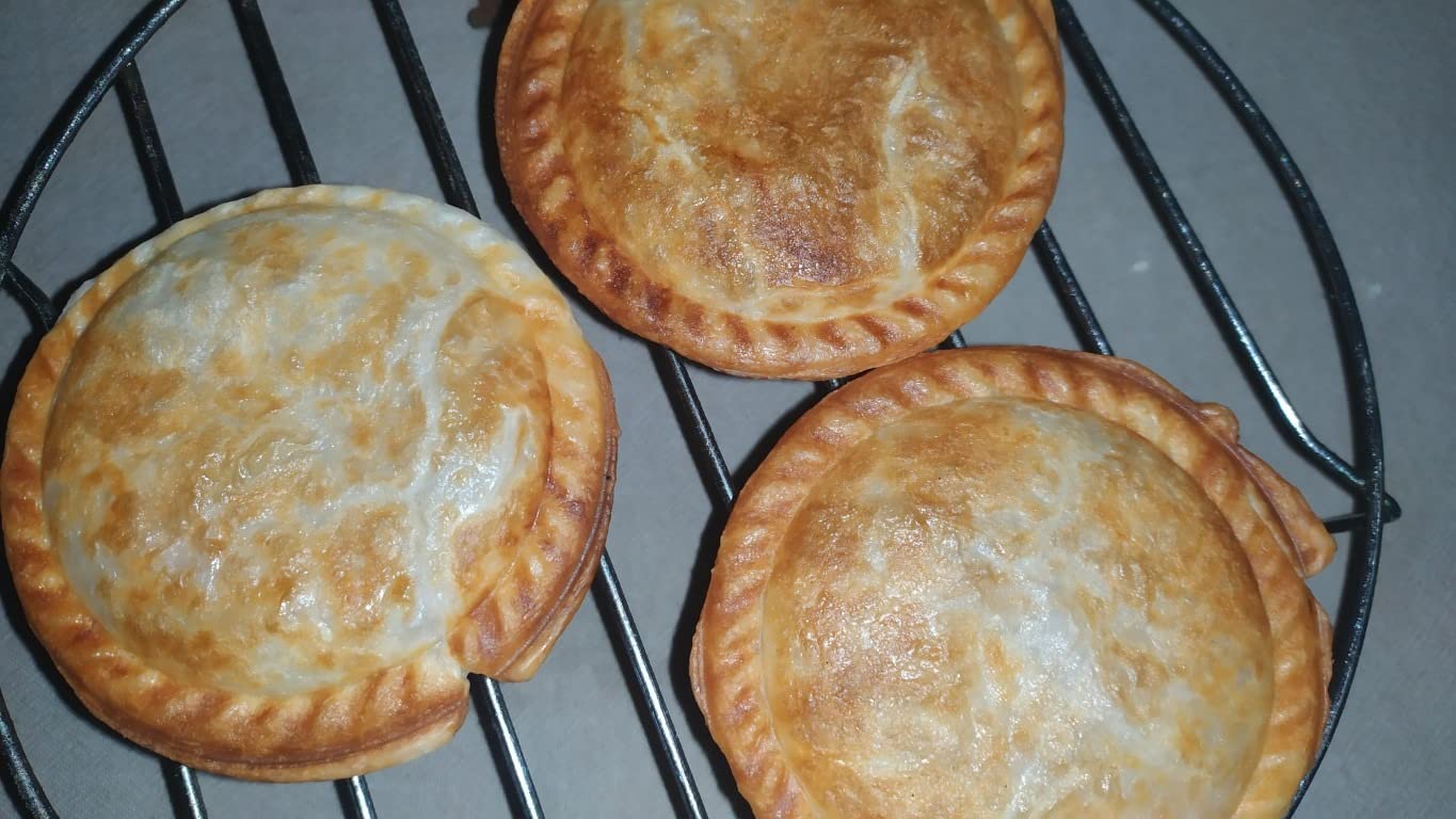 Sunbeam Pie Magic 4 Up | Electric Pie Maker, Deep-Fill Plates Make 4 ...