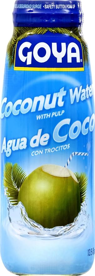 Amazon.com: Goya Agua de coco con piezas de coco real, 13.5 onzas ...