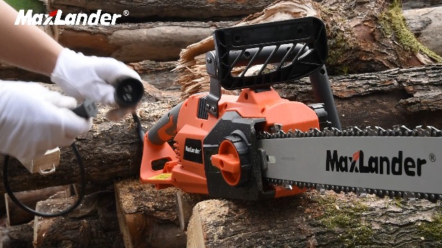 Watch Maxlander 18 Inch Electric Chainsaw corded 15 Amp on Amazon Live