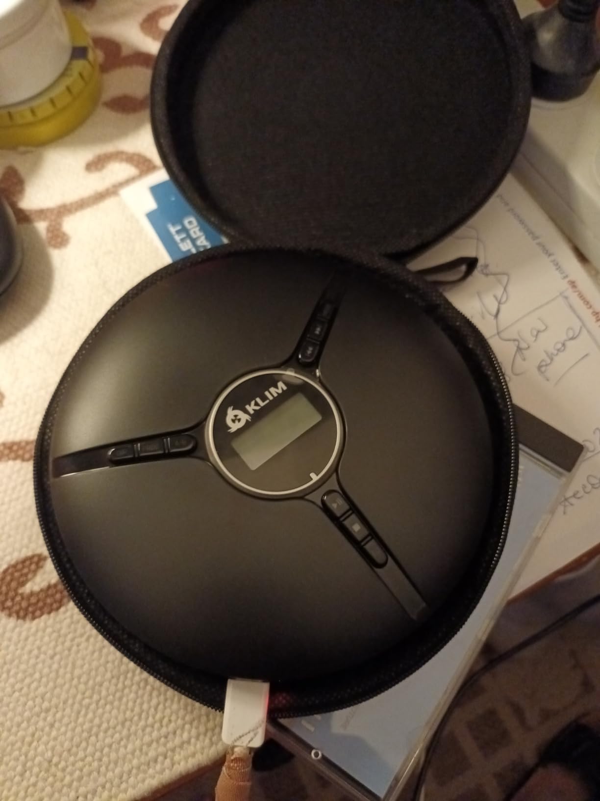 KLIM Discman Portable CD Player with Headphones, Built-in Battery ...