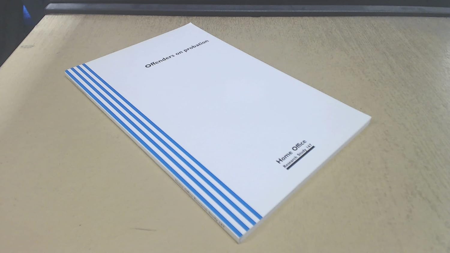 Offenders on probation (Home Office research study): George Mair ...