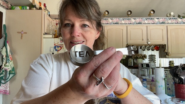 Watch Demonstration of 3 Pcs Stainless Steel Tea Bag Tongs on Amazon Live