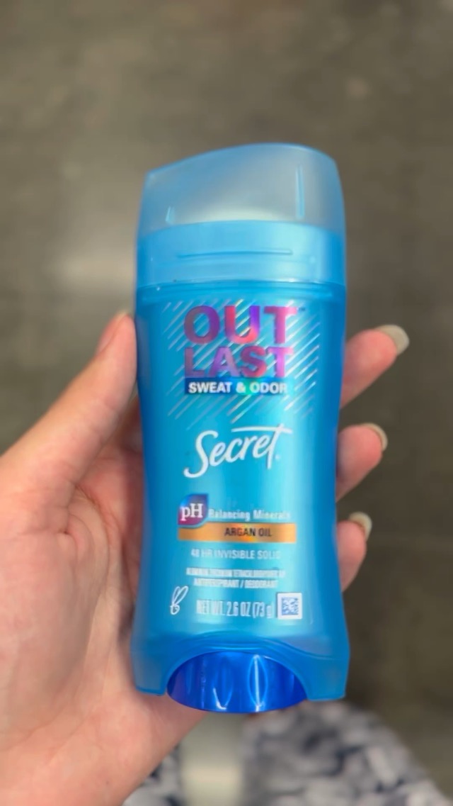 Watch Secret Outlast Antiperspirant Deodorant on Amazon Live