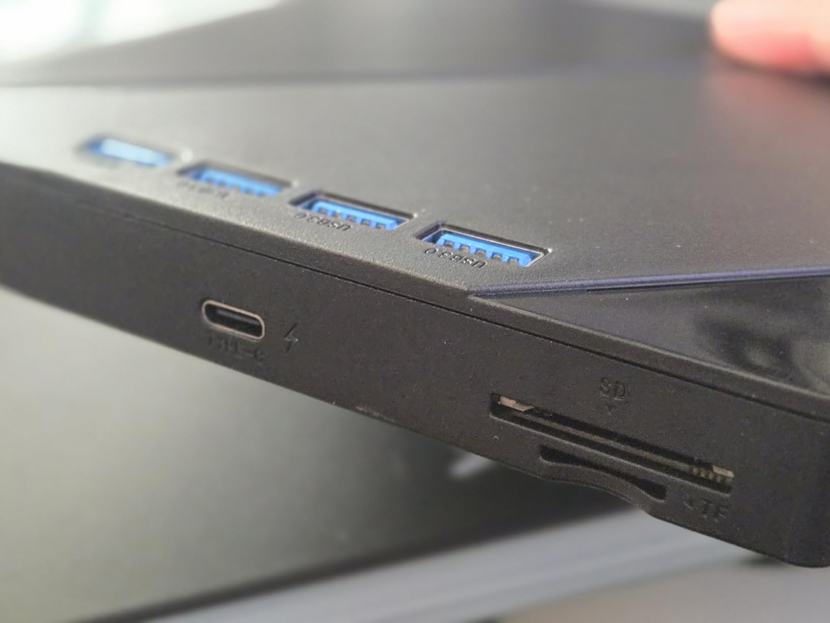 Amazon.co.jp: 【アースドリームス公式】 BD2025-Pro 外付けブルーレイ USB3.0ハブ一体型ドッキングステーション ...