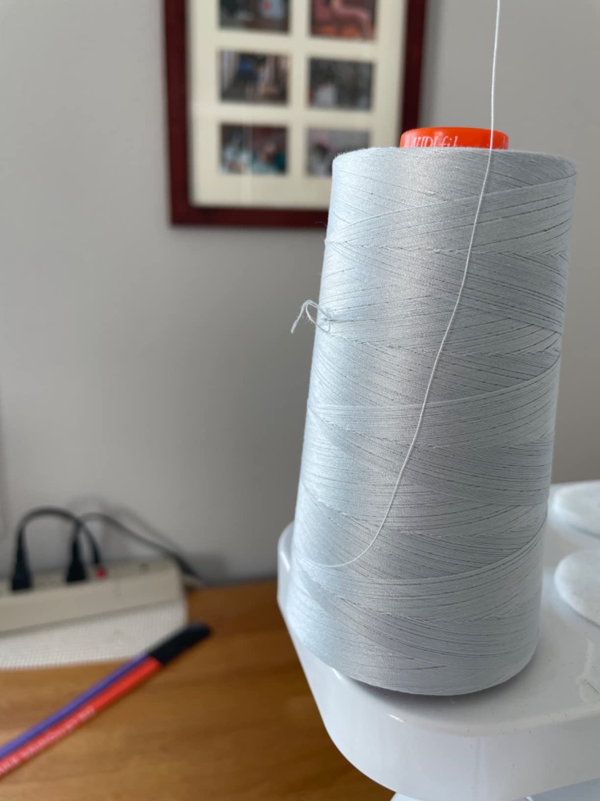 Amazon.com: Aurifil Dove Grey Thread, 6452 yard cone, Gray