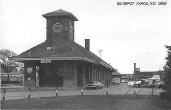 Fargo North Dakota 1966 Great Northern train depot real photo pc Y15454 ...