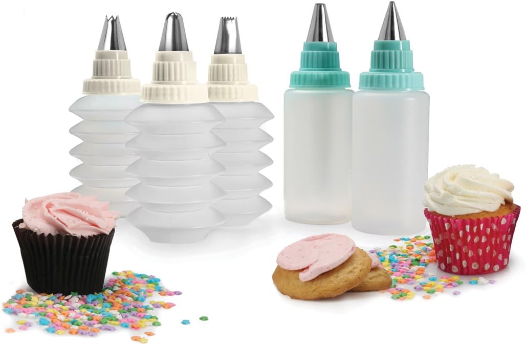 Amazon.com: Danesco Cookie and Cupcake Decorating Set: Bakeware ...