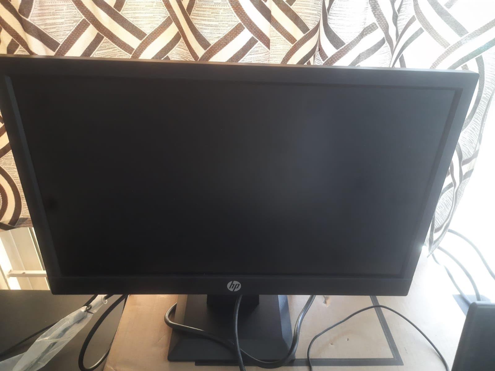 HP V190 HD Monitor, 18.5 inch(46.9cm) FHD Monitor Anti-Glare LED ...