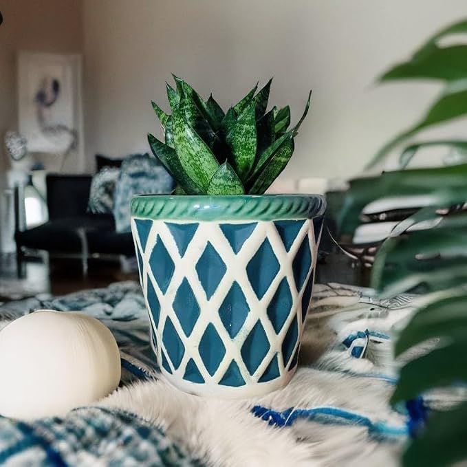 Homefrills Medium Matte Finish Green Stripped Design Ceramic planters ...