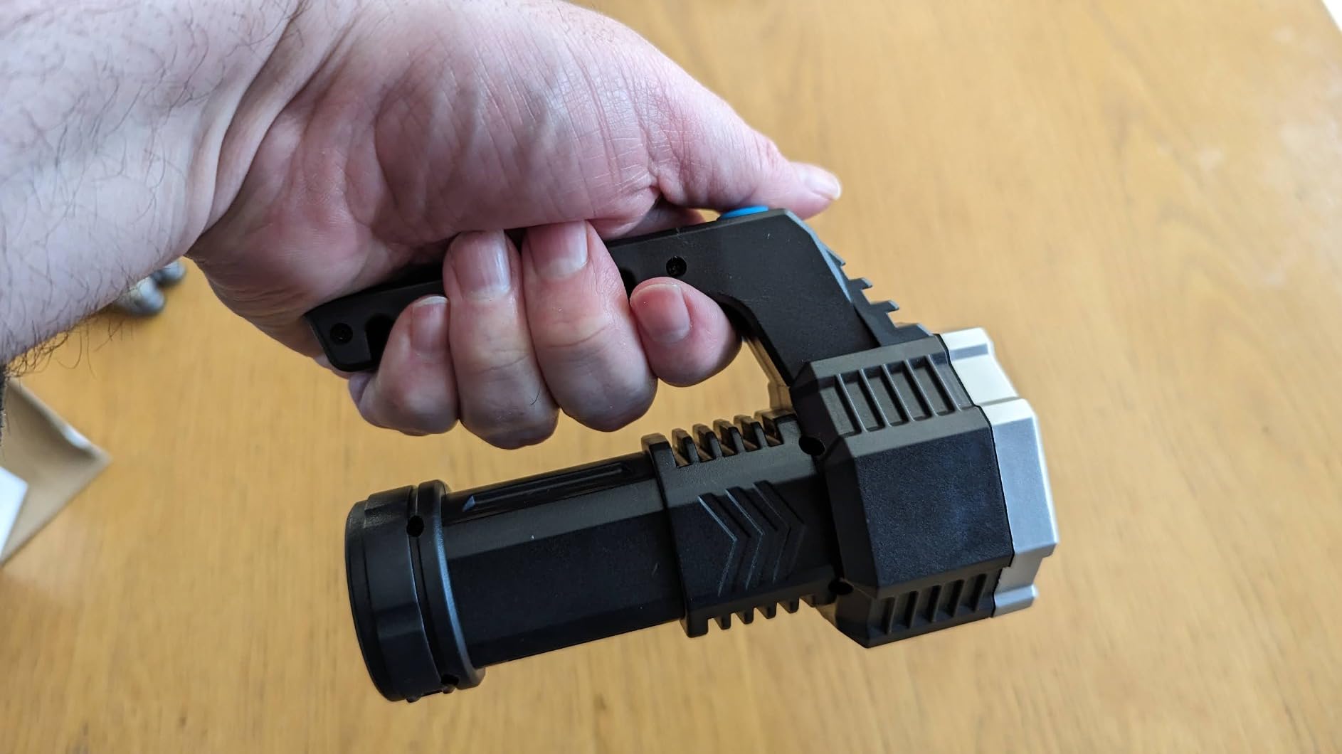 Powerful Torch, Super Bright Lamp, Handle and COB Work Light ...