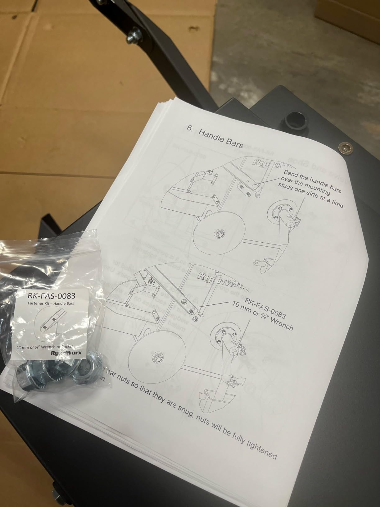 RY10 Asphalt Melt and Apply Hot Rubberized Crack Filler Machine - 12.5 ...