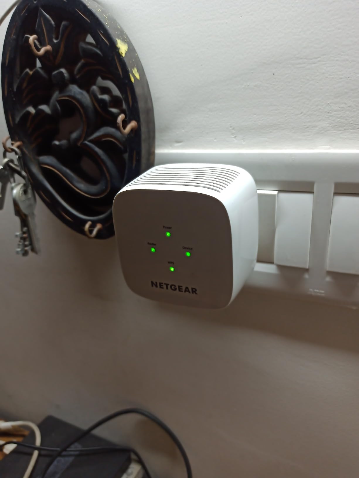 Netgear WiFi Range Extender EX6110 - Extend your Internet Wi-Fi up to ...