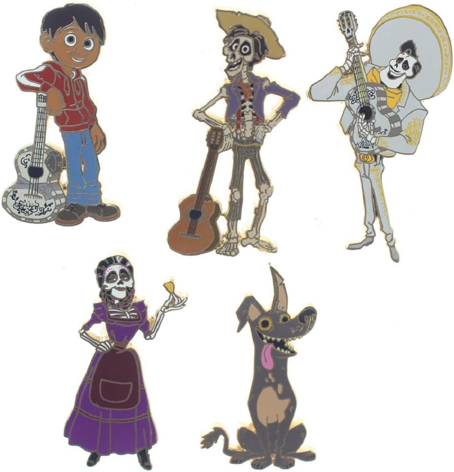 Amazon.com: Disney Coco 5 Pin Booster Set : Everything Else