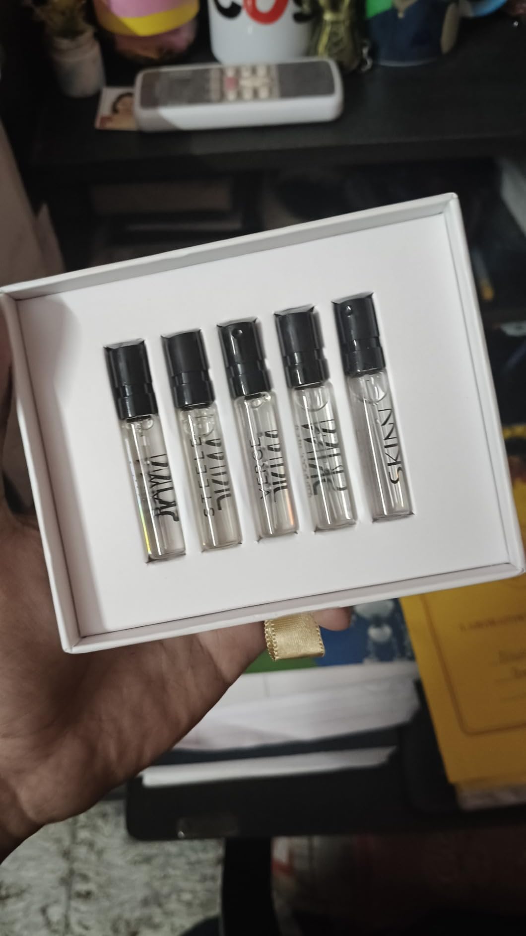 Buy Skinn By Titan Liquid Aquatic Discovery Set - Men, 10 ml Online at ...