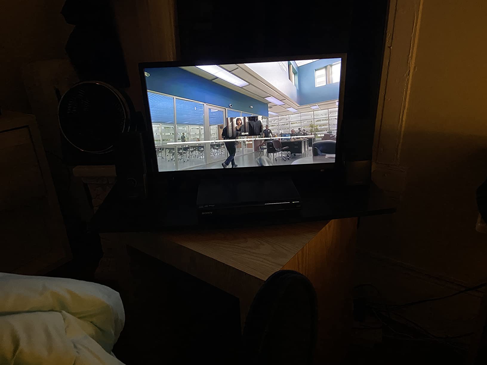 $45/mo - Finance INSIGNIA All-New 42-inch Class F20 Series Smart Full ...