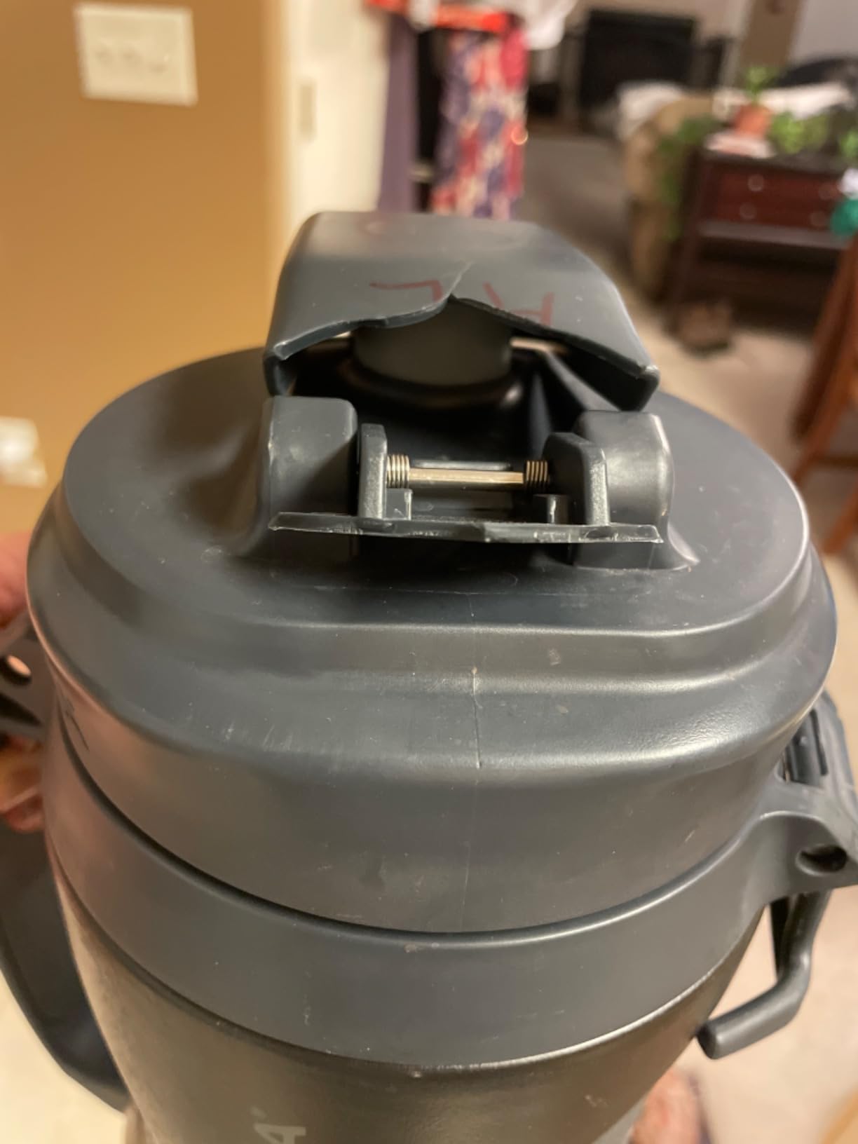 $4/mo - Finance HIGH SIERRA, [BPA FREE] 64 OZ Insulated Water Jug ...