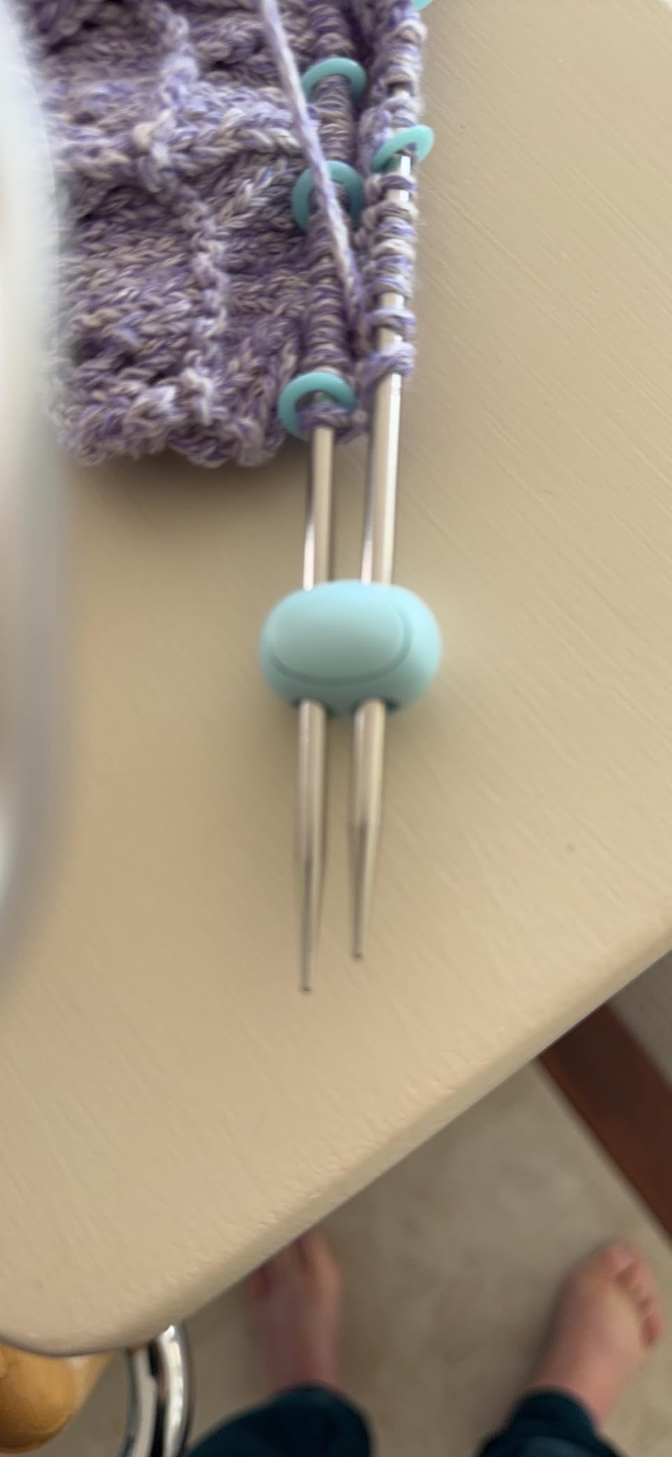 Amazon.com: SPANSEE 4 PCS Coloured Skull Knitting Needle Stoppers ...