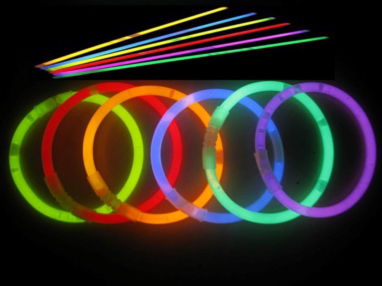 Amazon.com: GGI Glow Sticks, 8 Inch Pack of 100 Assorted Colors ...
