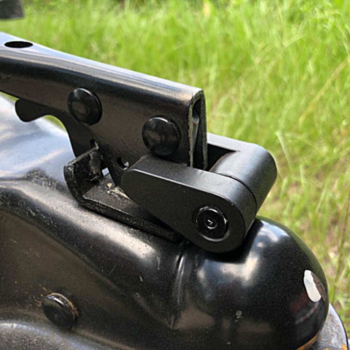 Snapklik.com : LCGP 2PCS Black Trailer Hitch Coupler Locks