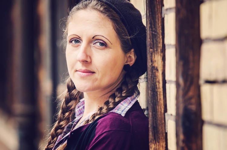 Amazon.de: Angela Mohr: books, biography, latest update