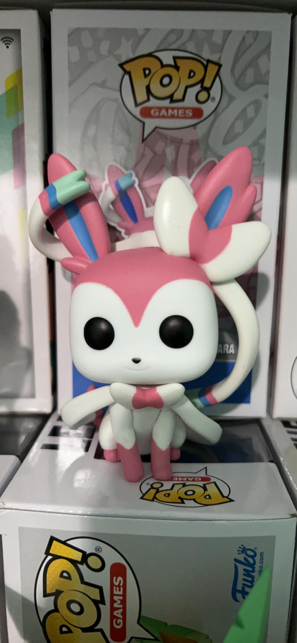 Funko Pop! Games: Pokemon - Sylveon - Collectable Vinyl Figure - Gift ...