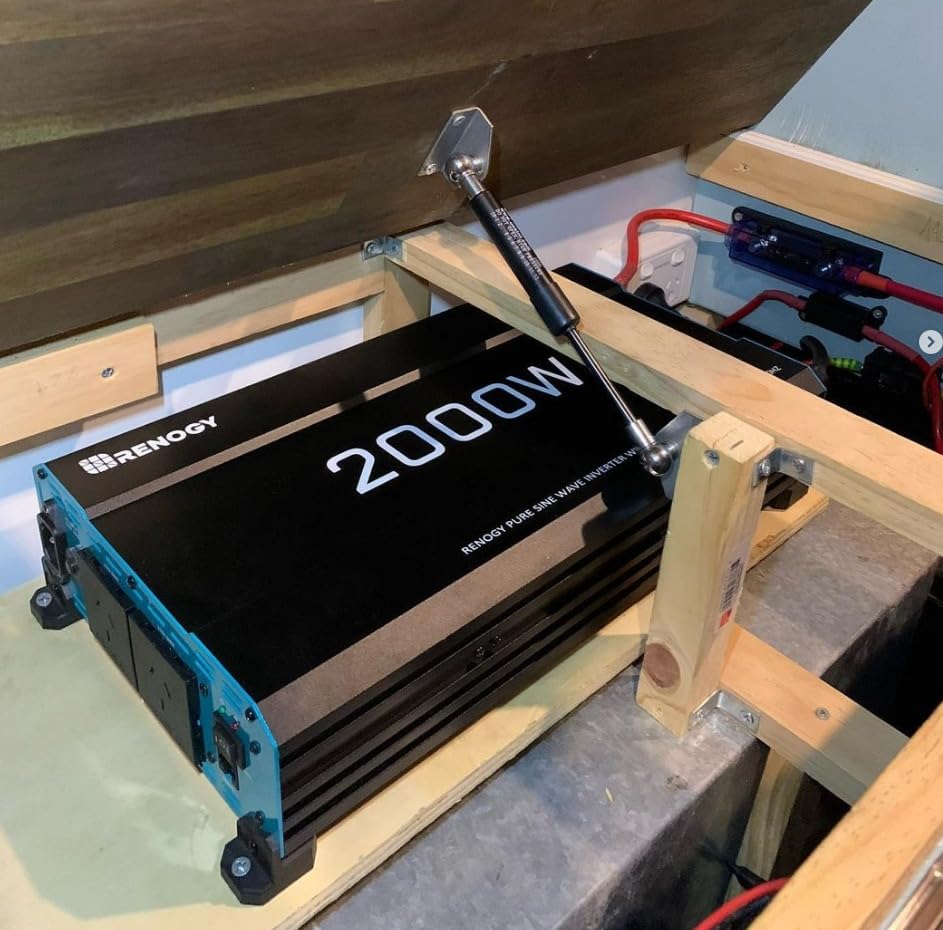 Renogy 1000W Pure Sine Wave Inverter, 2000W Peak 12V DC to 240V AC ...