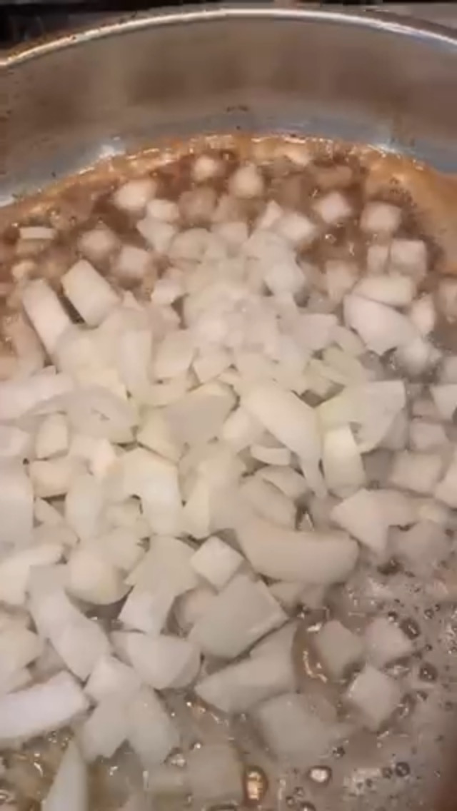 Watch Very effective & easy way to chop & slice in the kitchen! on ...