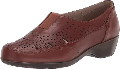 Amazon.com | Easy Spirit Women's Duff Pump | Pumps