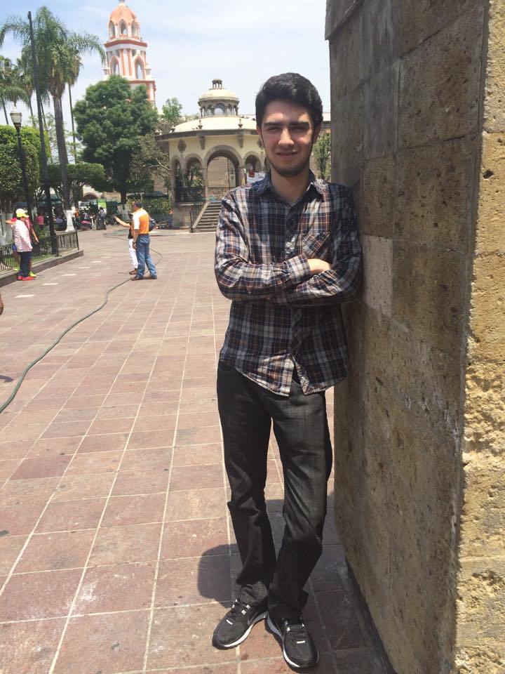 Amazon.com: Eduardo Luengo: books, biography, latest update