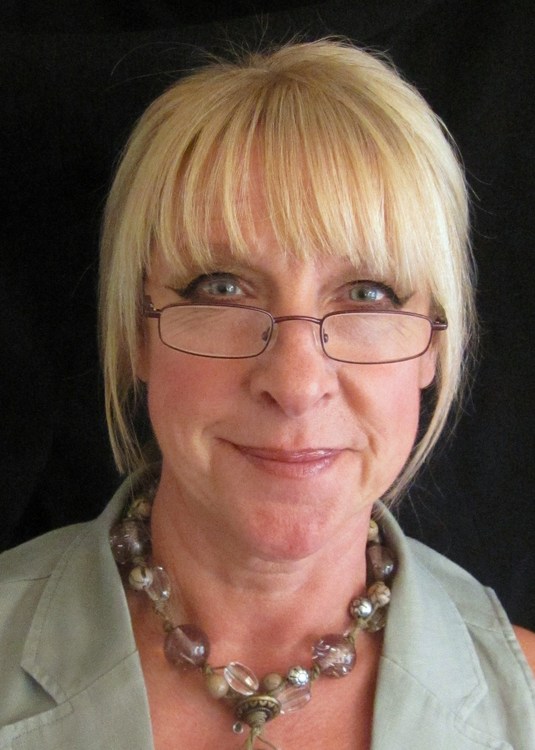Rosie Ash's Instagram, Twitter & Facebook on IDCrawl