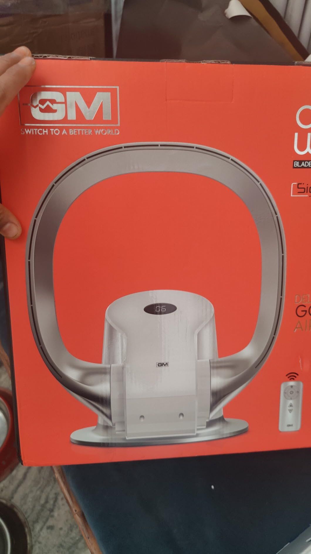 GM Artic Wind Bladeless Personal Fan with Digital Display, Remote ...