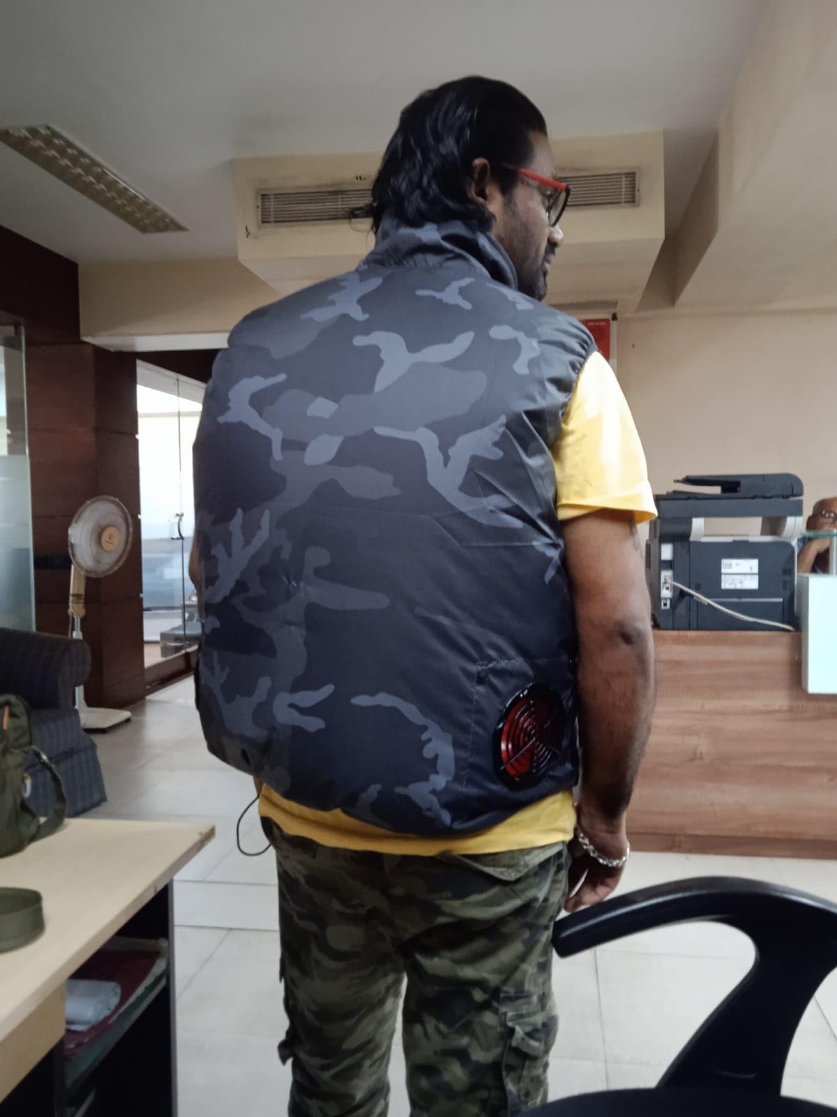 brrf Air-Conditioned Jacket with Two Fans, Cooling Jacket,Beat the Heat ...