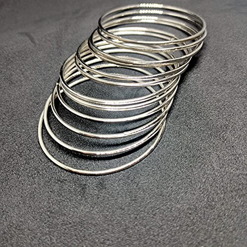 Buy NAVMAV Beautiful & Elegent Chudi Golden Glossy Antique Ethnic ...