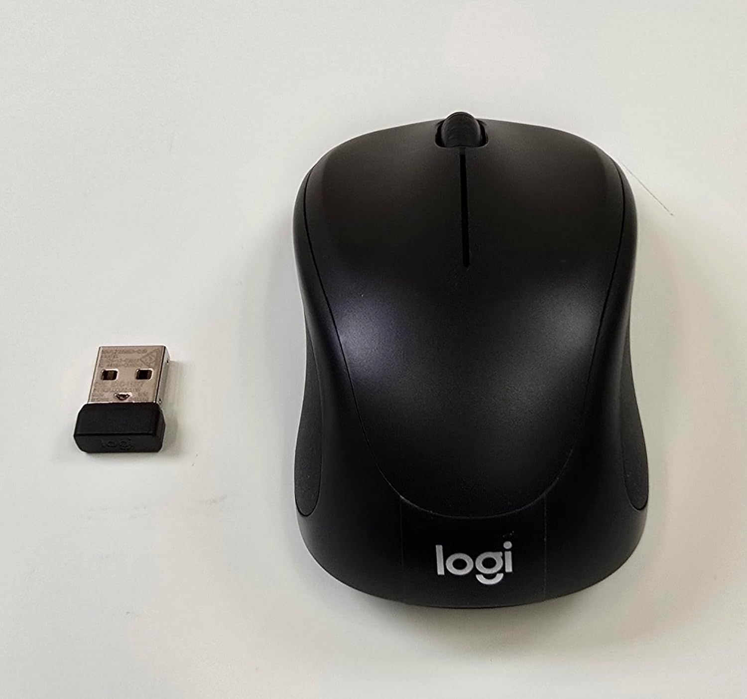 Amazon.com: Logitech M317 Wireless Mouse, 2.4 GHz with USB Receiver ...