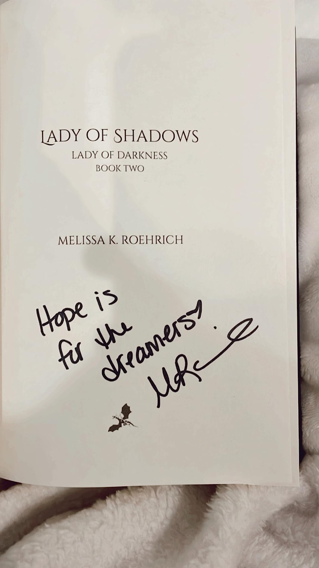 Lady of Shadows (Lady of Darkness): Roehrich, Melissa K: 9798985299106 ...