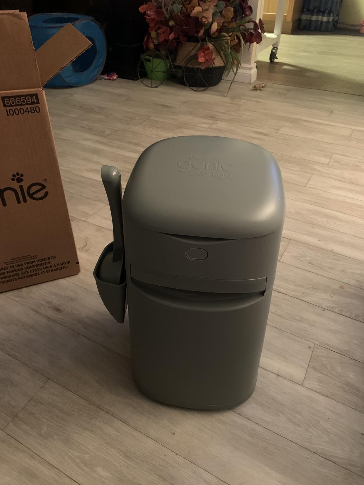 Litter Genie Easy Roll Pail – Includes a 6-Month, Long Lasting cat ...