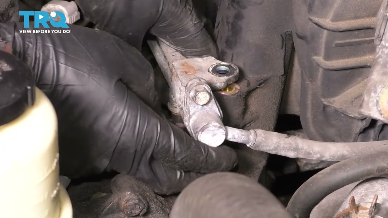 Watch How to Replace Fuel injector 2004-2015 Nissan Titan on Amazon Live