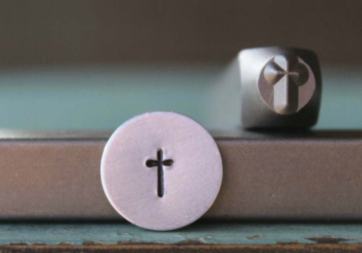 Amazon.com: 5mm Religious Traditional Cross Metal Punch Design Jewelry ...