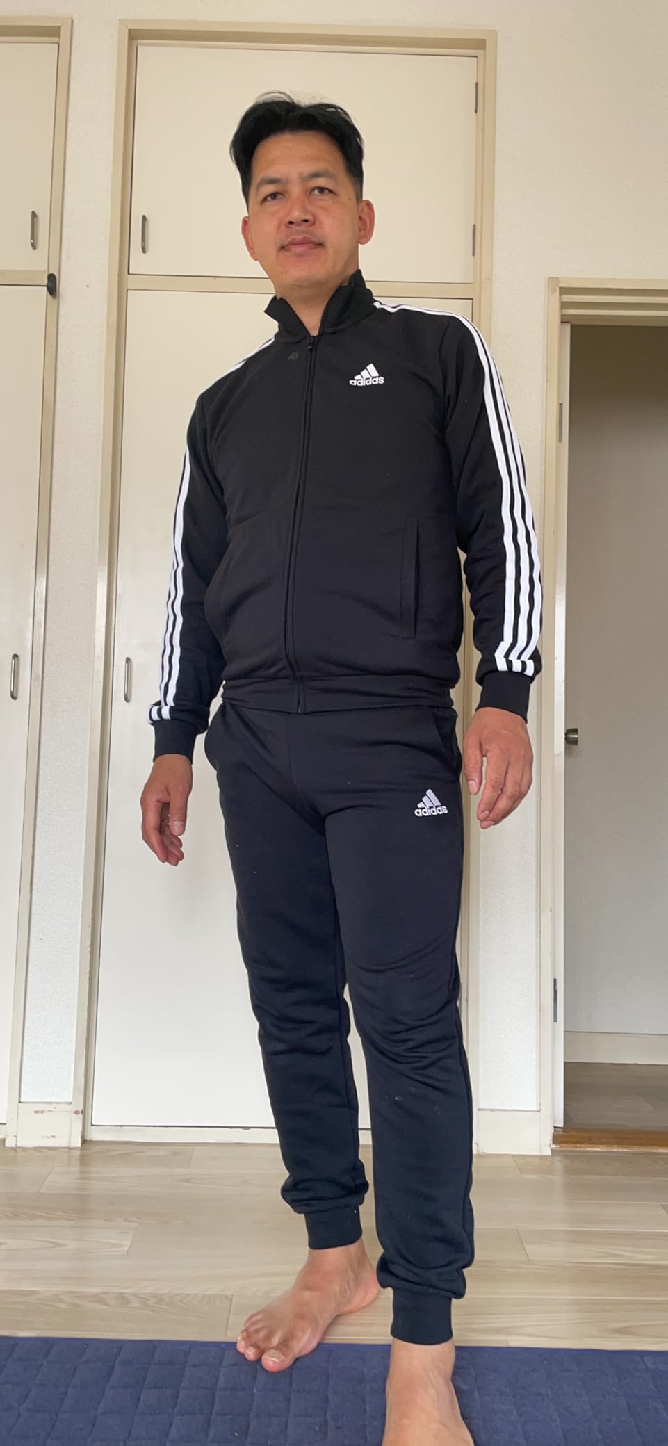 Amazon | [アディダス] ジャージ上下セット スポーツウェア ベーシック 3ストライプス フレンチテリー トラックスーツ ECT00 ...