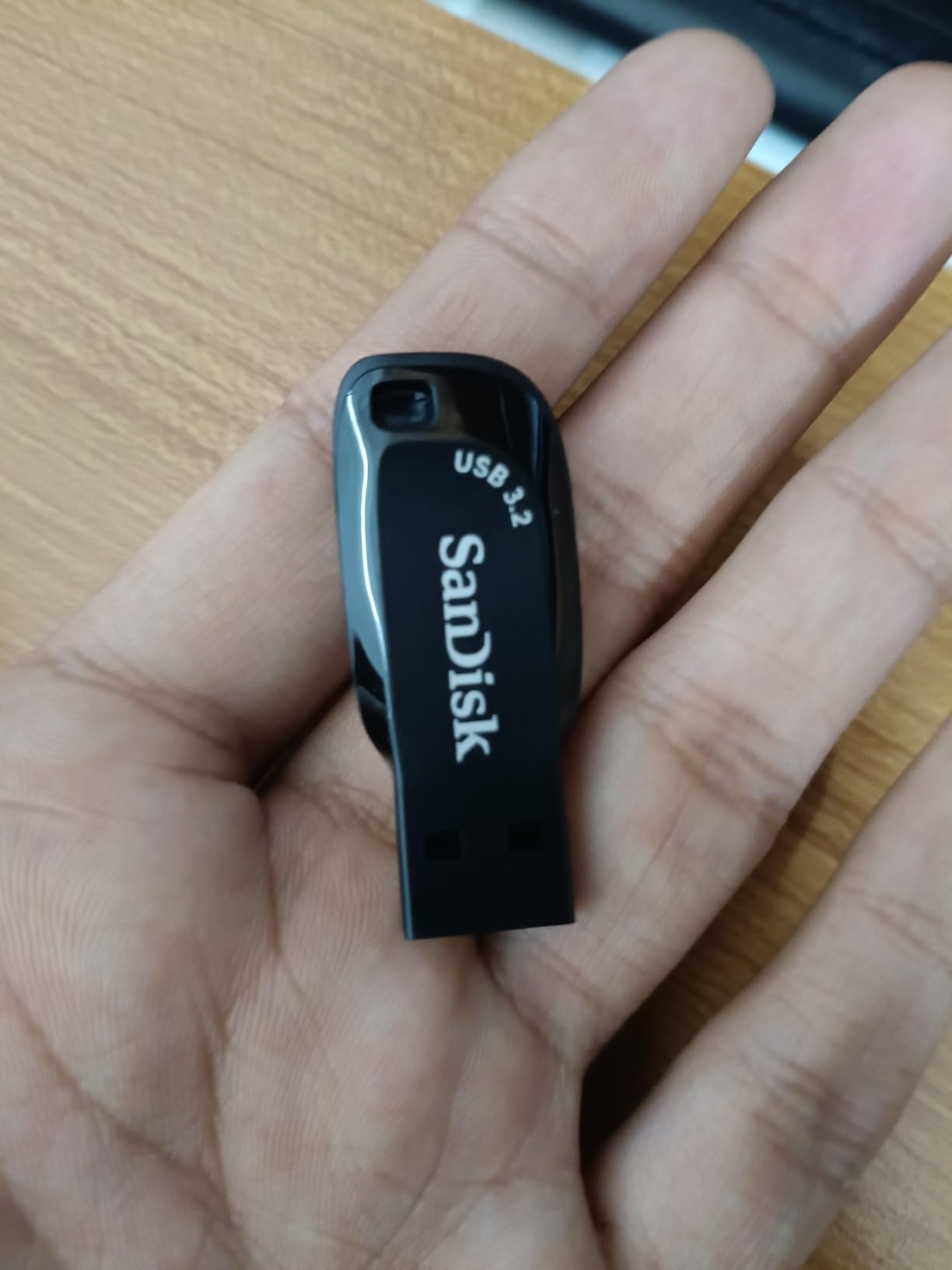 SanDisk Ultra Shift USB Flash Drive USB 3.0, 100MB/s R, 128GB : Amazon ...