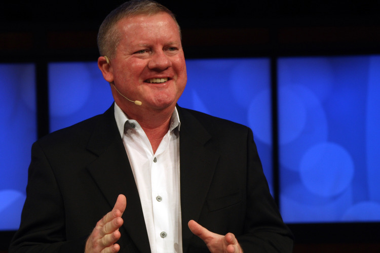 Amazon.com: Steve Hutton: books, biography, latest update