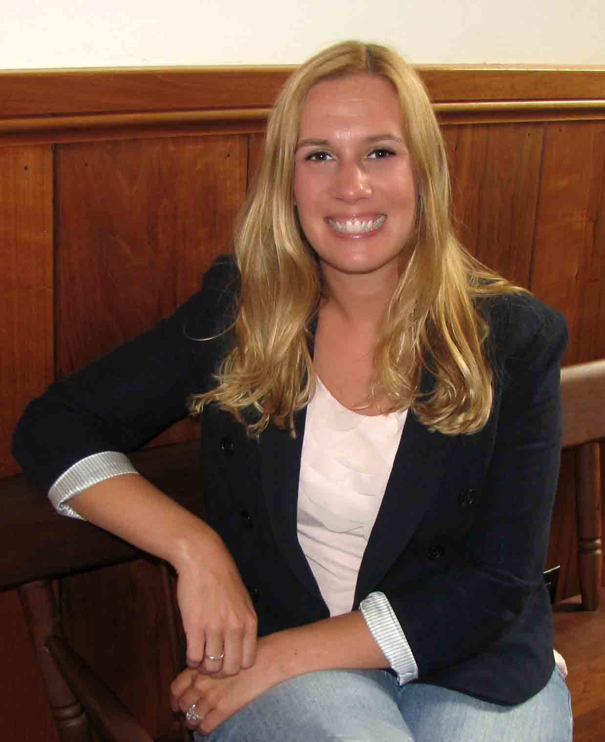 Amazon.com: Emily Weisner Thompson: books, biography, latest update