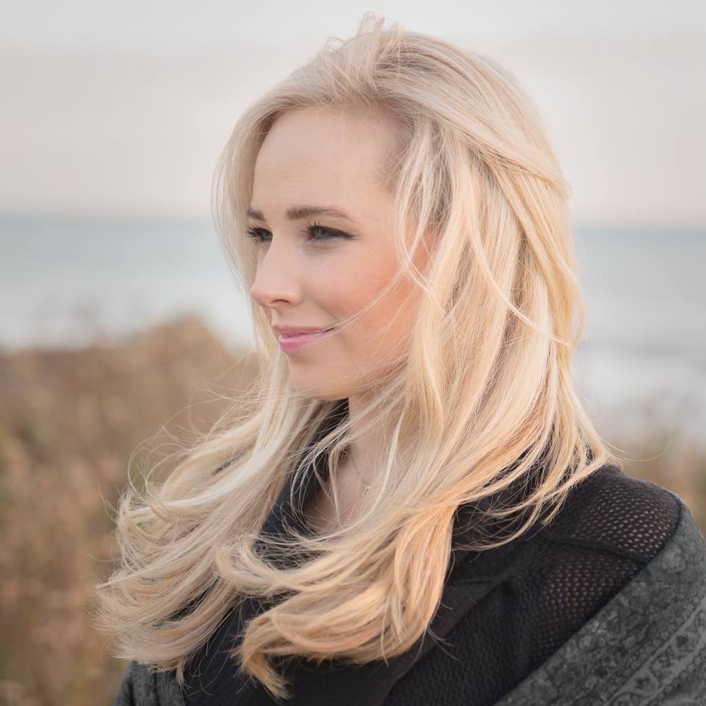 Amazon.com: Allison Trowbridge: books, biography, latest update